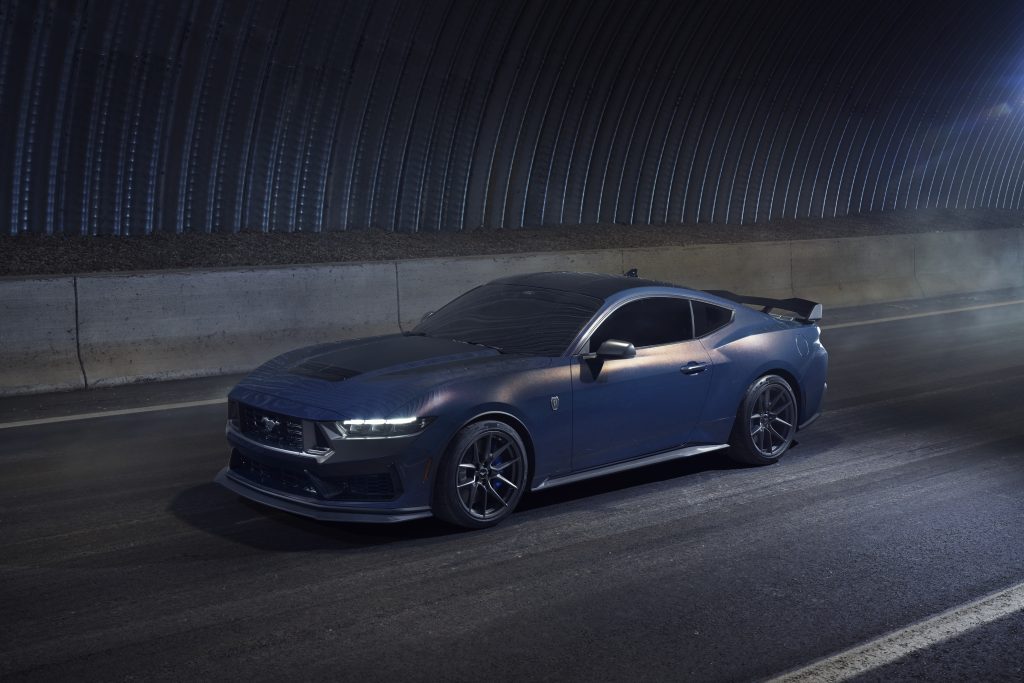 Nouvelle Ford Mustang 7 Dark Horse