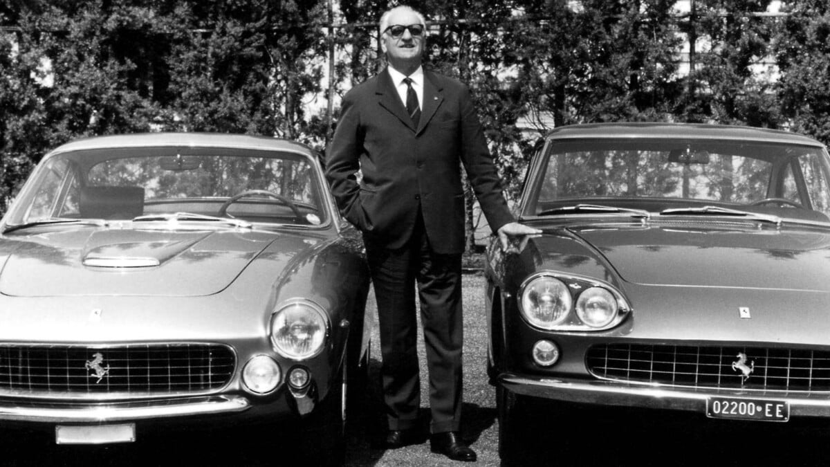 Ferrari 330 GT 2+2 V12 mk1