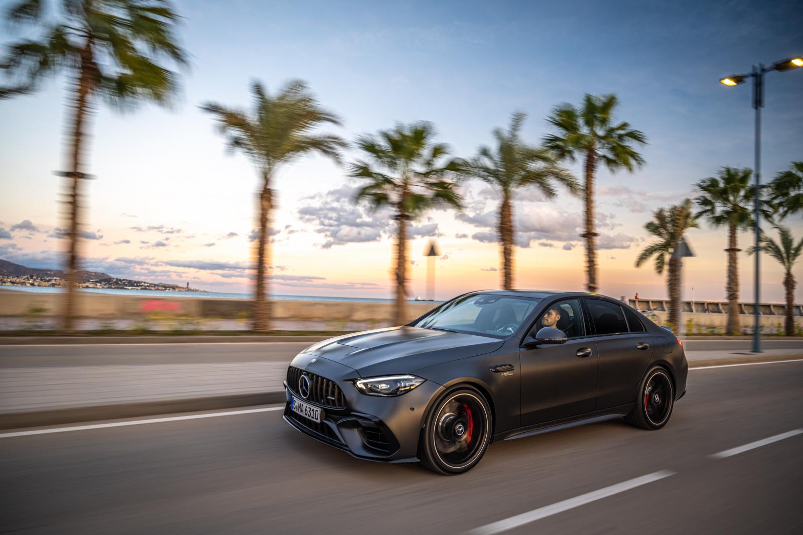 Nouvelle Mercedes-AMG C63 S E-Performance BR206 en détail